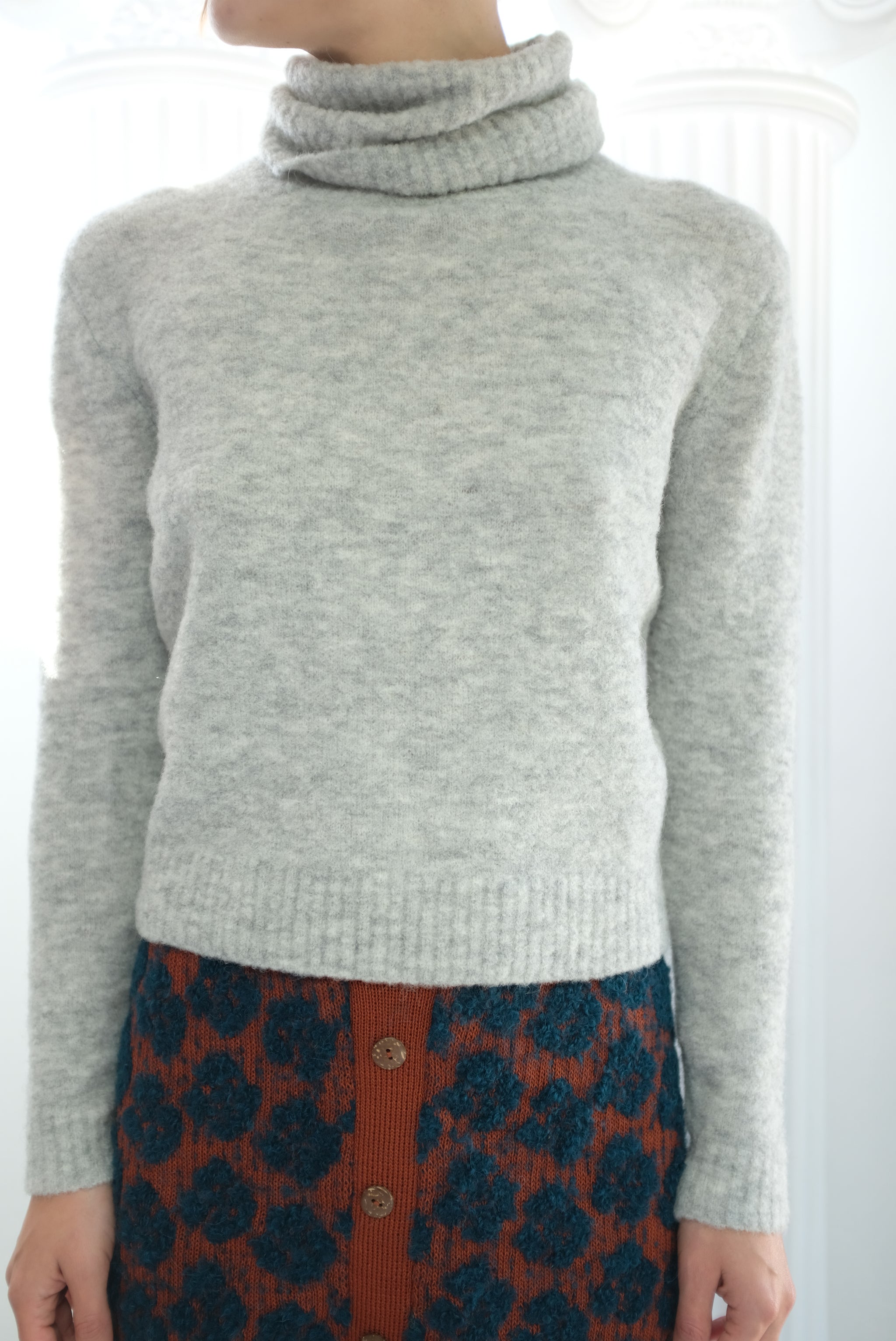 Beklina ASMR Turtleneck Sweater Dove